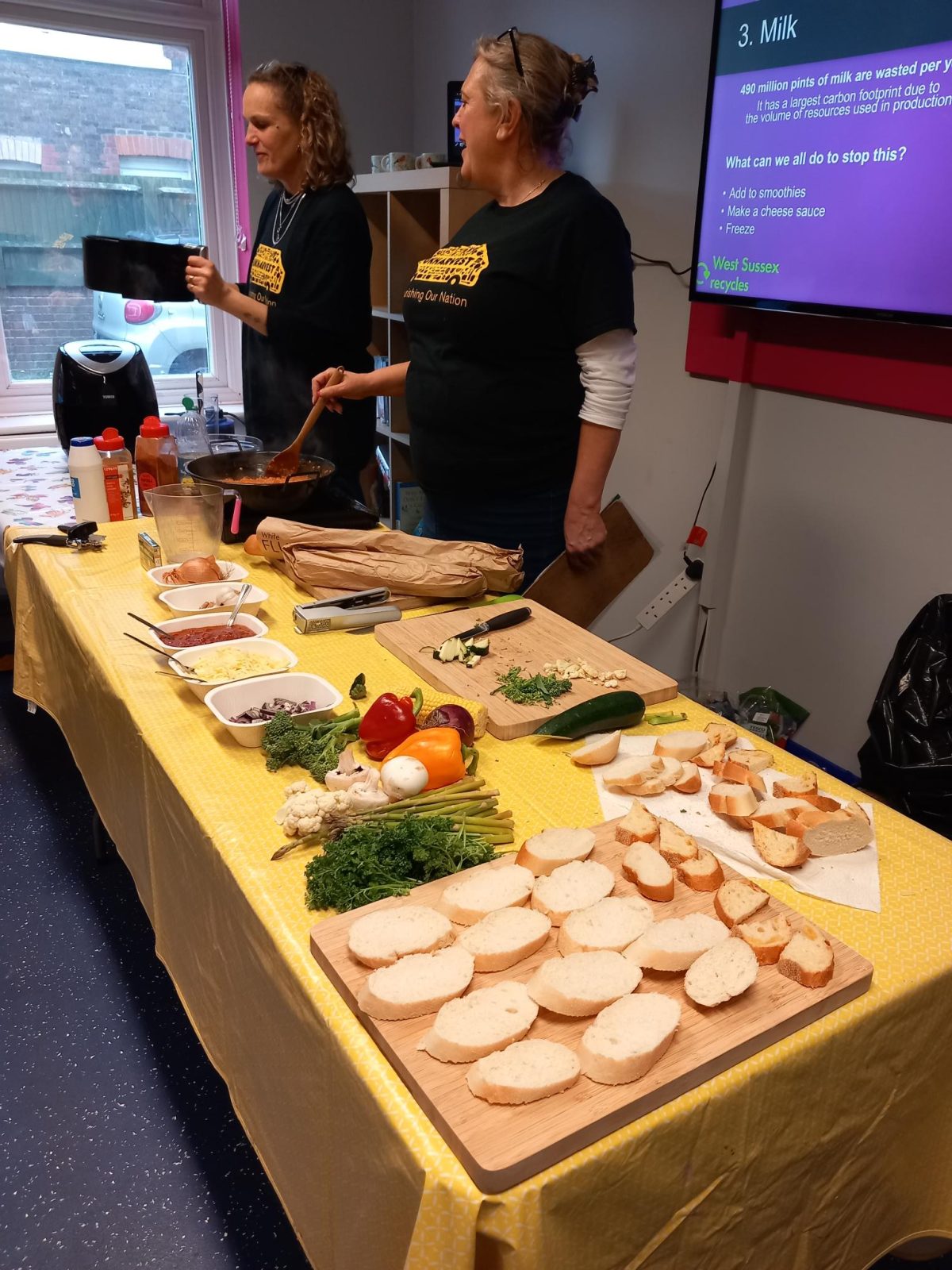 Residents learn about eliminating hunger and food waste - YMCA ...